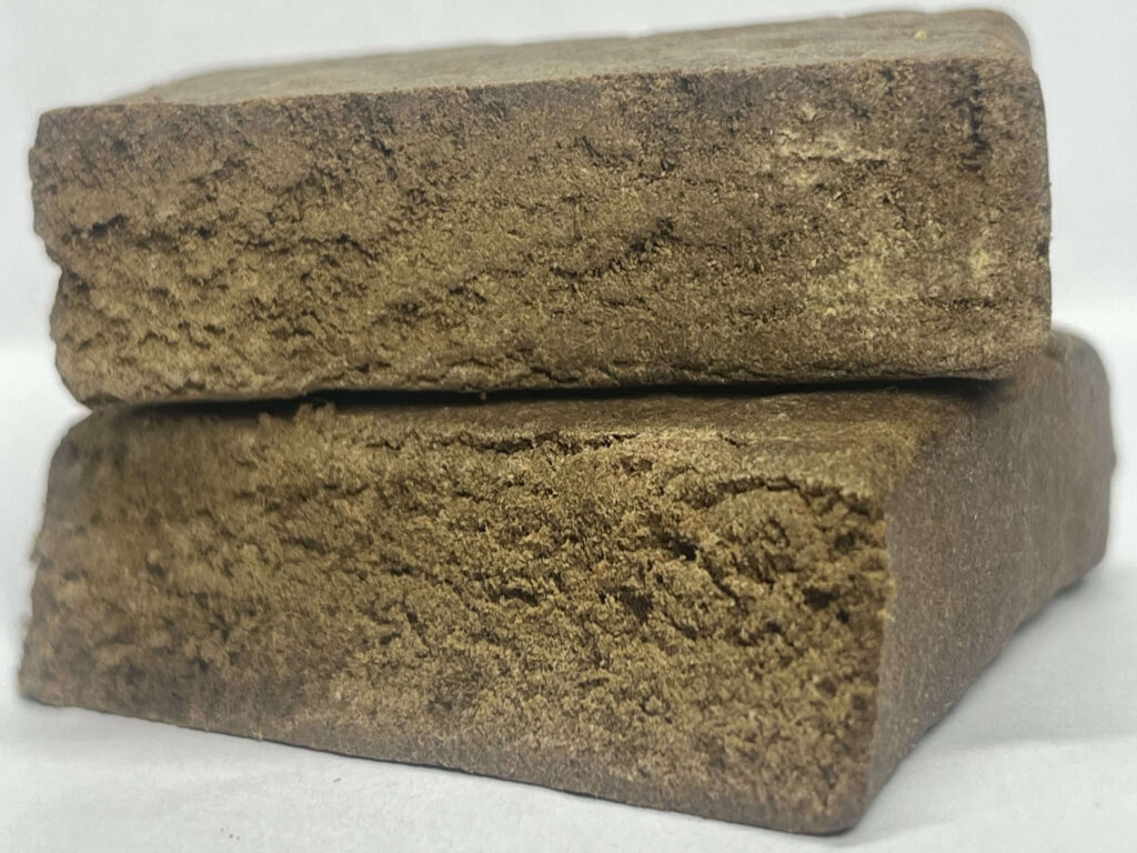 Charas CBD - Compacted Pollen Resin 18,5% CBD - CBDOO.com